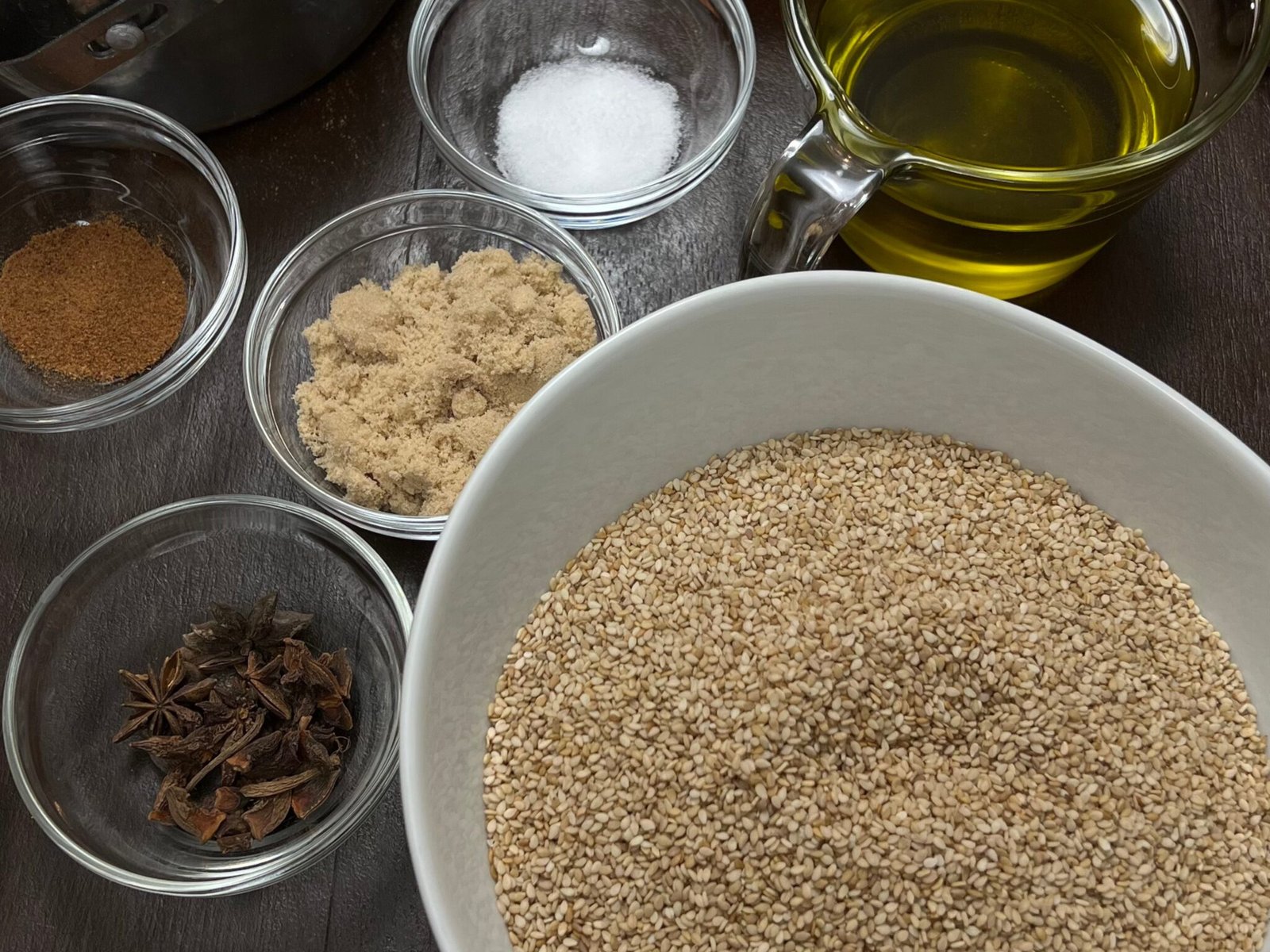 Moroccan Sellou Recipe - Sfouf (Zmita)