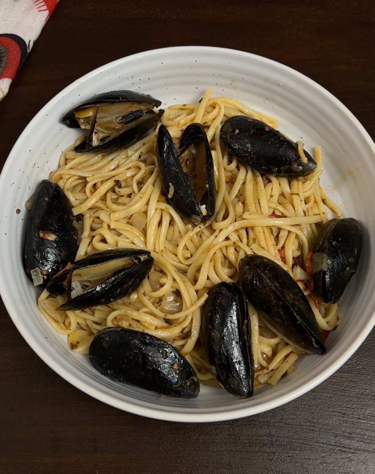 Pasta With Mussels in Tomato Sauce | Kitchen Chaos Unlocked